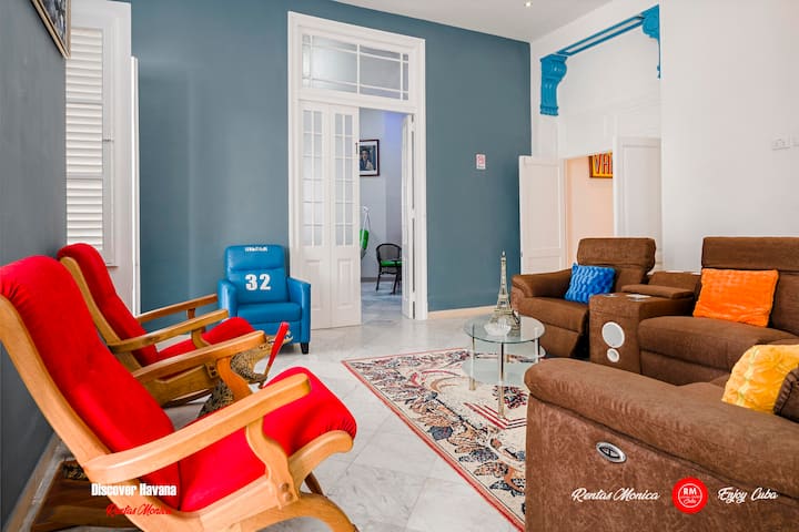 Ideal For Families And Friends No Power Cut Vedado - Havanna