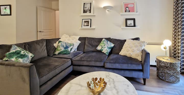 2 Bed Apartment In Leafy Sandymount, Dublin 4 - Dublin