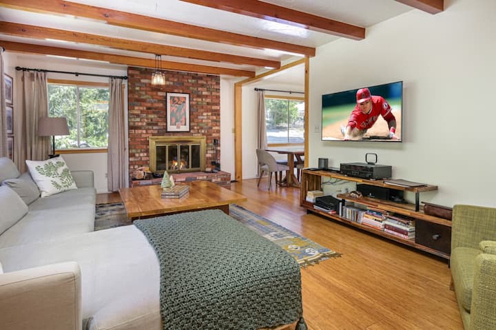 Scenic Mountain Retreat With Hot Tub And Sauna - Idyllwild-Pine Cove, CA