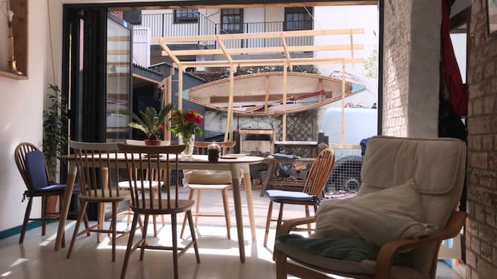 Spacious, City Centre Apartment - Exeter