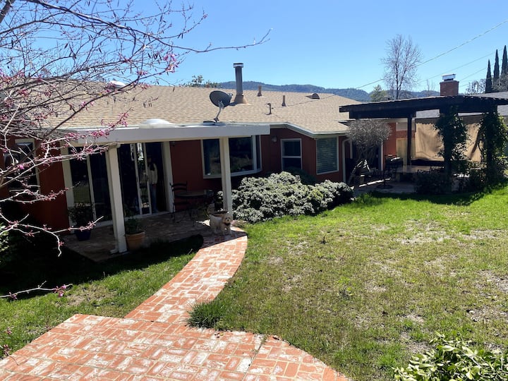 2br/2ba Private Garden Oasis - Ojai, CA