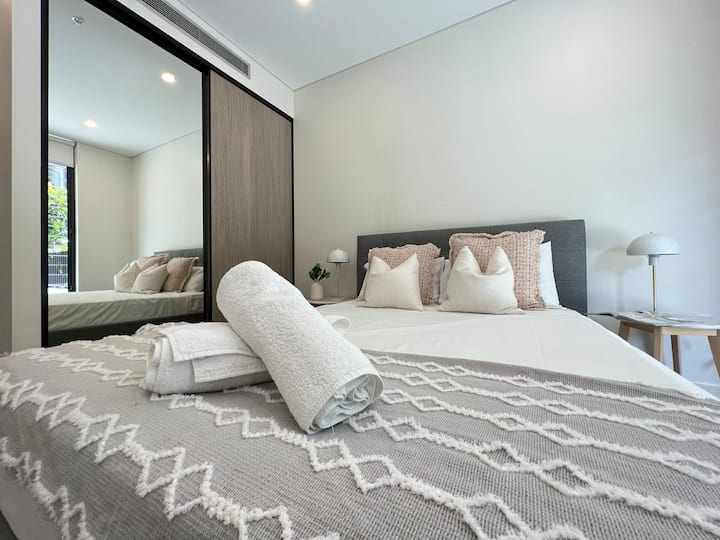 Peaceful Luxe Apartment In Zetland - Kensington