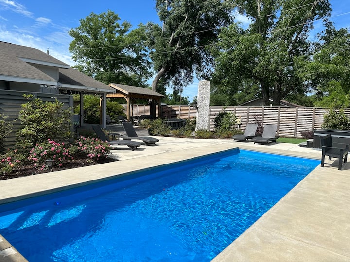 Resort Feel Home, Beach/owa15min Pool, Spa, 5bdrms - Foley, AL