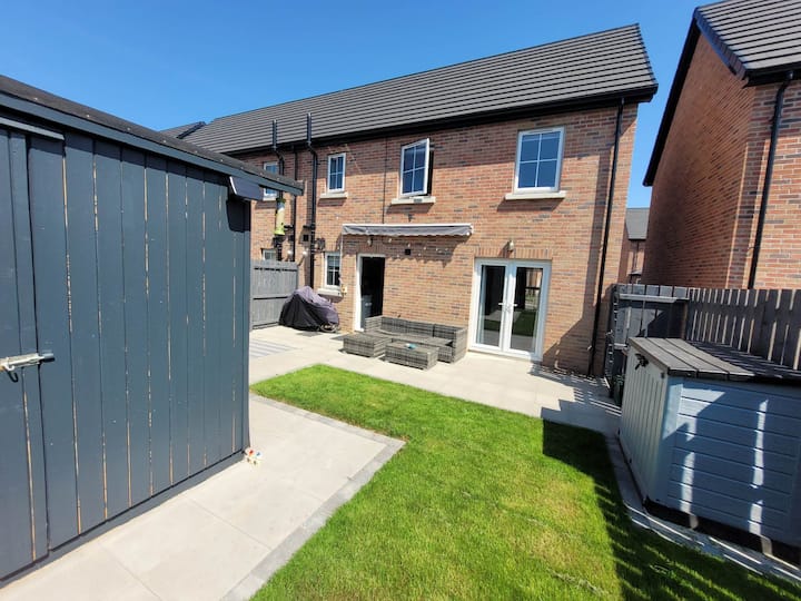 Modern Double Room In Belfast - Belfast