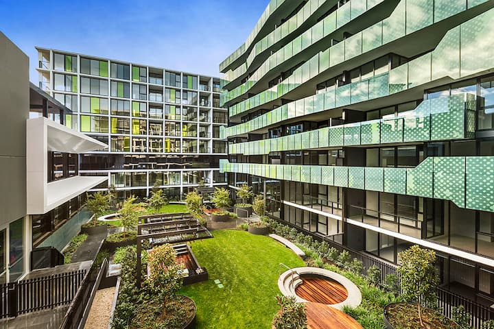 Spacious Studio Apartment - Melbourne