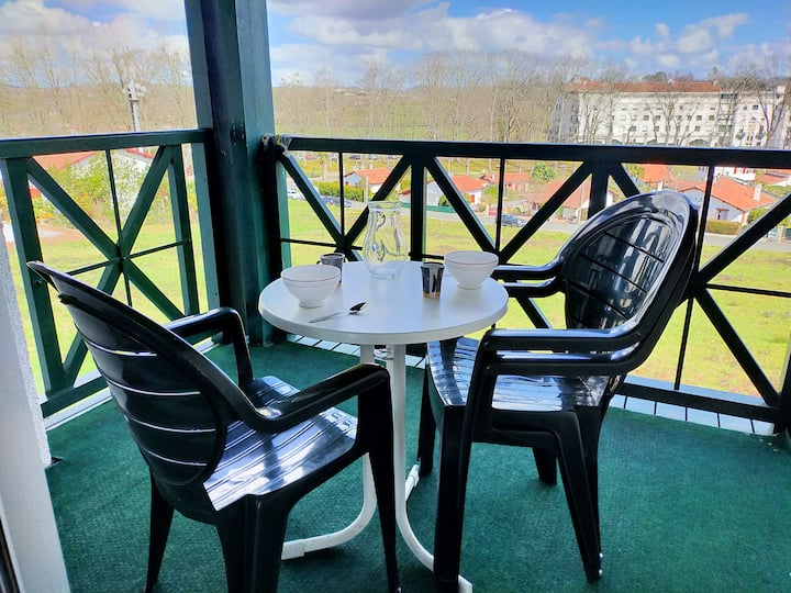 Studio Marguerite, Balcon, Centre Ville, Parking - Cambo-les-Bains
