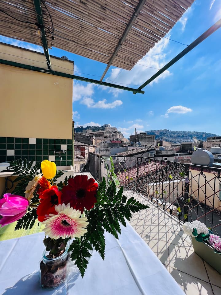 [Attico Omero]la Storia Barocca - Scicli