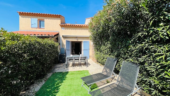 Joli Mazet Dans Résidence Avec Piscine - Maussane-les-Alpilles