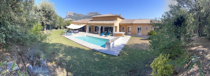 Maison Plain-pied/calme/piscine - La Gaude