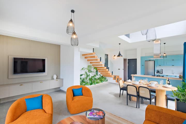 Luxury Villa With Jacuzzi Close To Calıs Beach - Фетхие