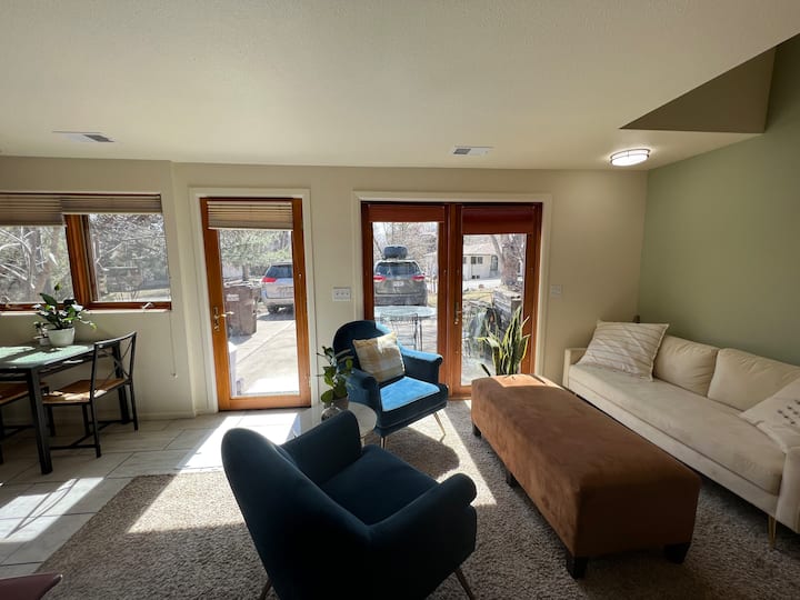 Sunny 1-bdrm N. Boulder - 波德