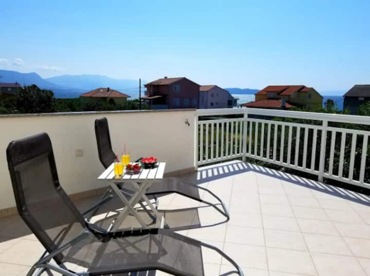 50 M2 Seaview Terraces, 2min Walk To Beach, Bbq - Kroatien