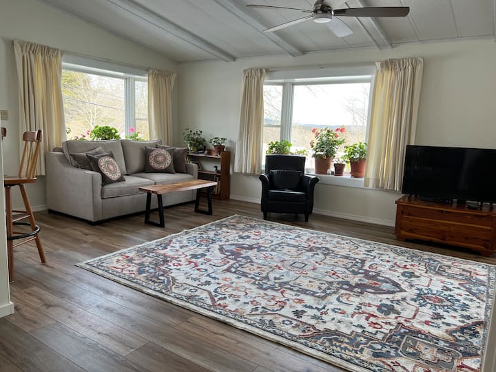 Acadia Mountain View Home - Bar Harbor, ME