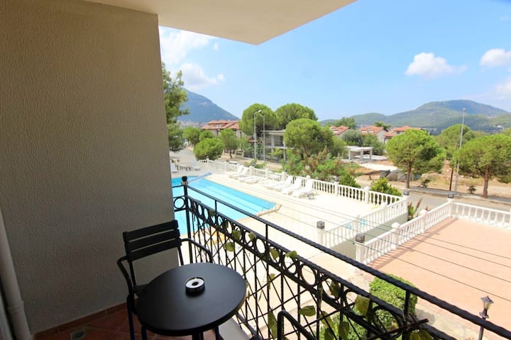 Fethiye’de 2 Yatak Odalı, Havuzlu, ŞıK Suit - Ölüdeniz