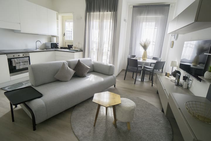 Apartamento En El Corazón De La Ciudad De Asti - Asti