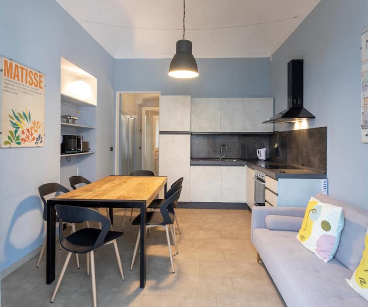Moleloca - Vanchiglia 25 - Turin