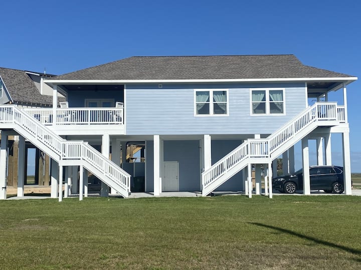 Calm Coastal Cottage | 3 Bed, 2 Bath - Galveston, TX