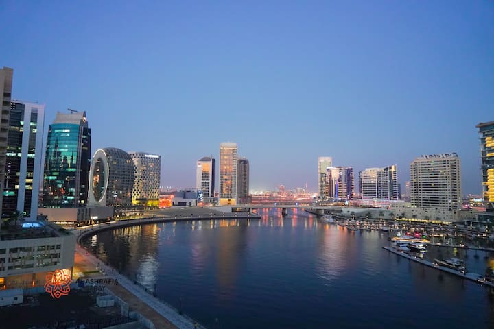 Magnificent 3 Br Canal Views - Dubái
