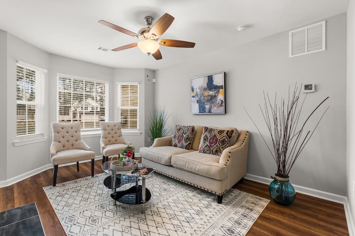 Istay Atlanta's Aspire Close To Avalon/halcyon - Alpharetta, GA