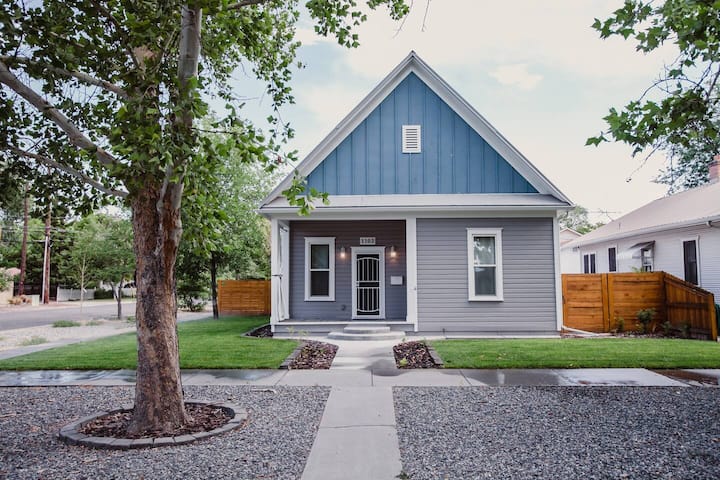 Updated 
Downtown Bungalow Centrally Located - Grand Junction, CO