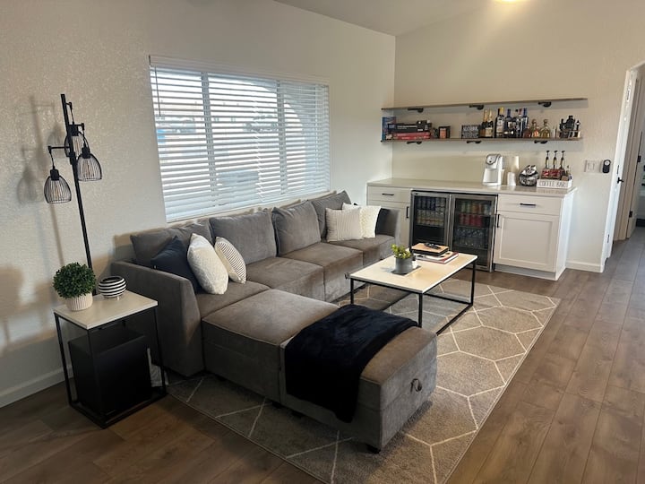 The Havasu Hangout! - レイクハバスシティ, AZ