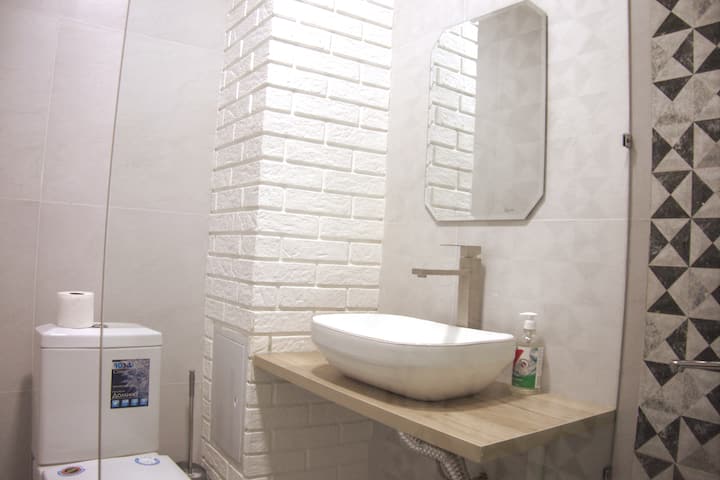 Clean Apartment. Cosmonauts Metro, Tsum. 2 Bedroom - Tashkent