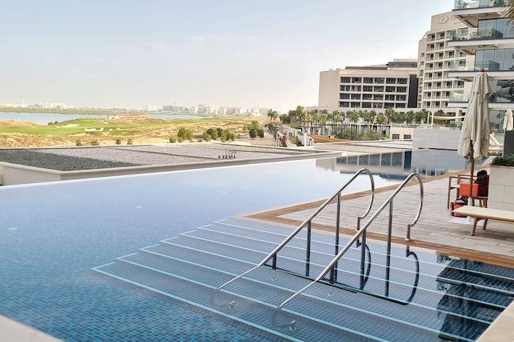 Luxury Apartment In Yas Island - Abu Dhabi