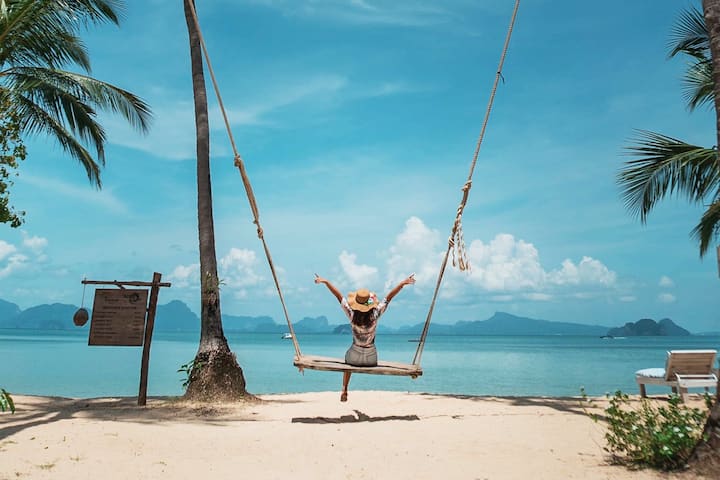 Retro-chic Luxury Spa Retreat With Breakfast - Ko Yao Noi