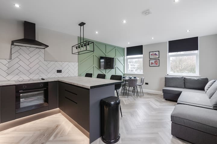 Brand New Luxury Apartment 2 - 