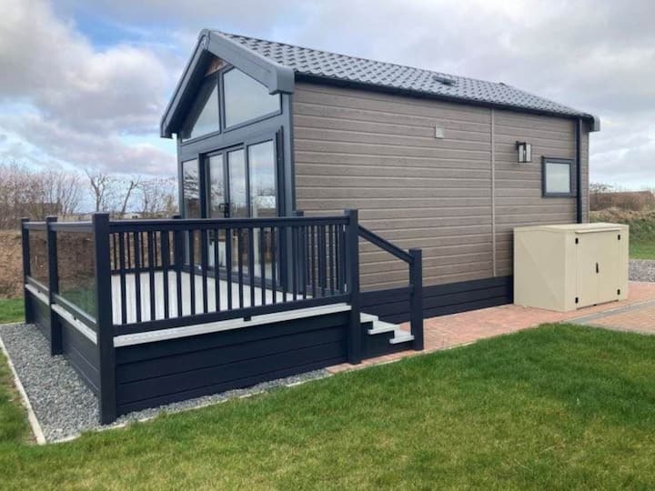 Glamping Pod With Large Open Decking 1 - Chapel Saint Leonards
