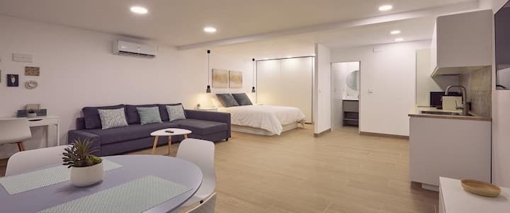 Loft De Diseño Con Parking. - El Campello