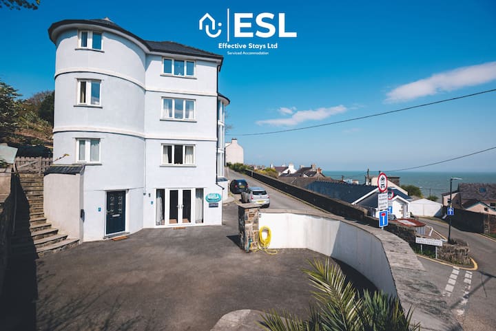 Beautiful 5 En Suite Bedroom Home With Sea Views - New Quay
