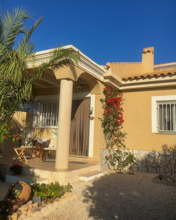 Schönes Strandnahes Ferienhaus - Mazarrón
