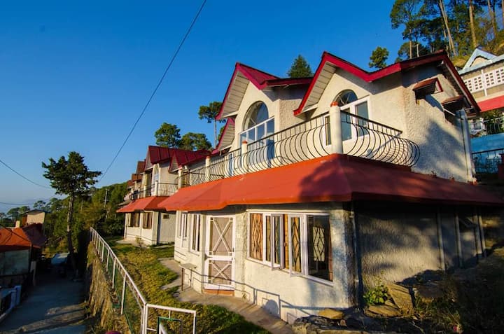 Luxurious 7bhk Bungalow @ Ranikhet By Planacation - Ranikhet