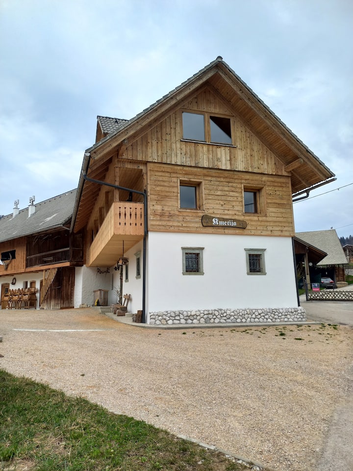 Farm Room I - Bled
