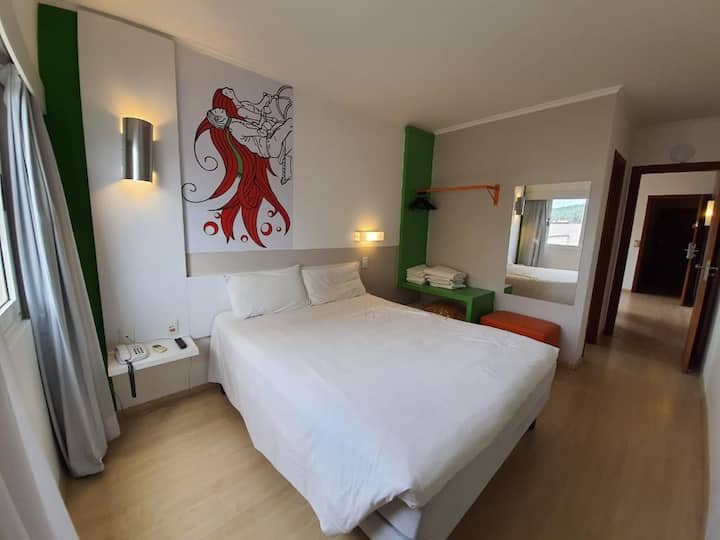 Apartamento Mobiliado 4/1. - Joinville