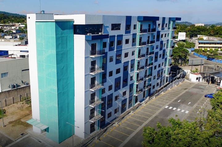 Moderno Apartamento En El Corazón De La Ciudad - San Salvador