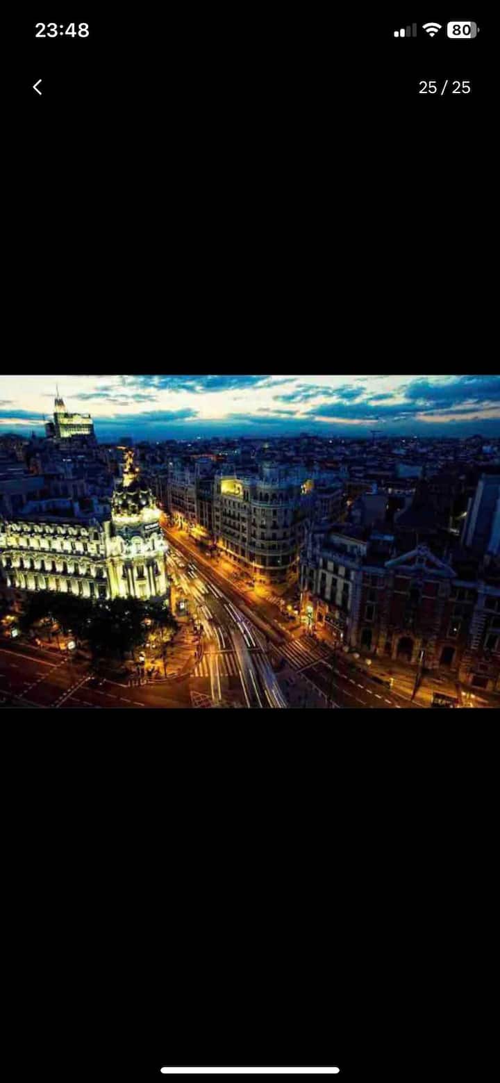 Acogedor Piso En Madrid Centro - Madrid
