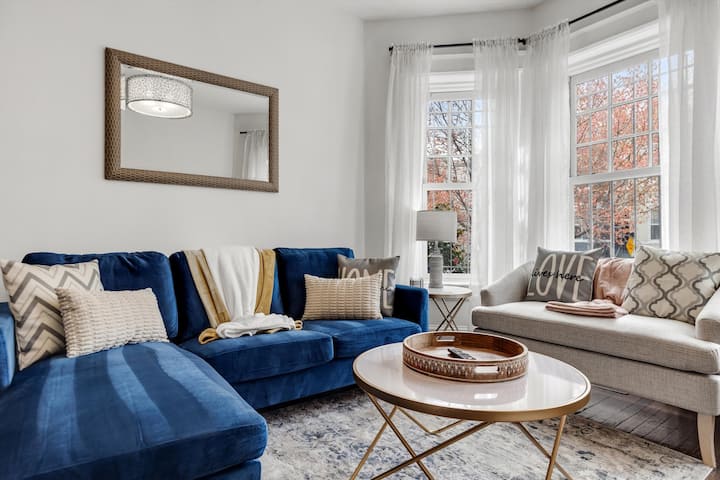 Capitol Hill 5-bedroom / H St & Eastern Market - Capitol Hill, DC