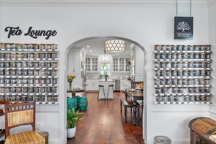 Rare Find For Tea Lovers & Outdoorsy Groups Intown - Houston, TX