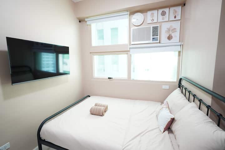 Cozy Place In Timog, Near Mrt & Clinics W/ Wi-fi - Quezon City
