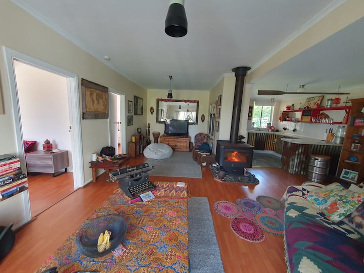 Scott's Oakwood Retreat - Tasman National Park