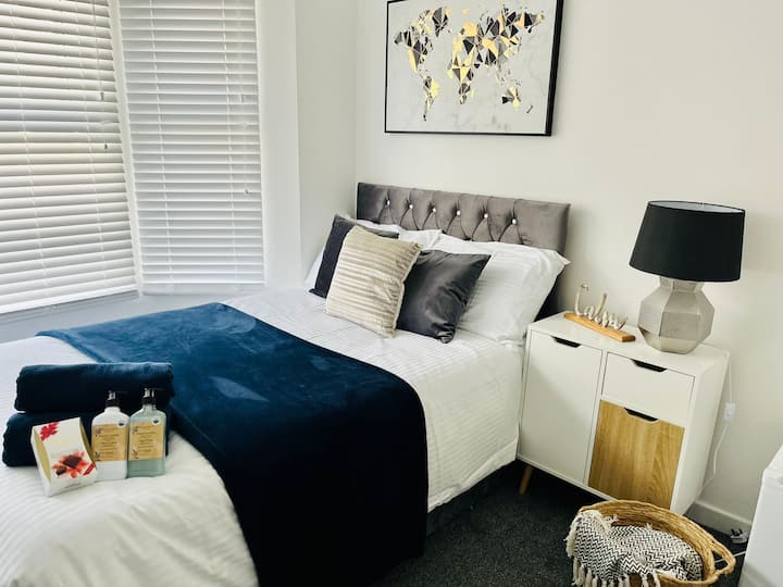 (3) En-suite Room In Shared Flat - Watford