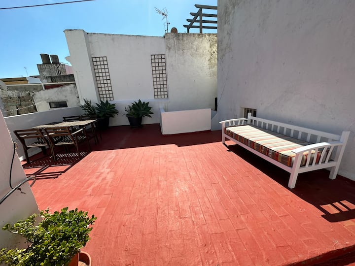 Spacious Apt Old Town, Roof Terrace & Fibre Tarifa - Tarifa