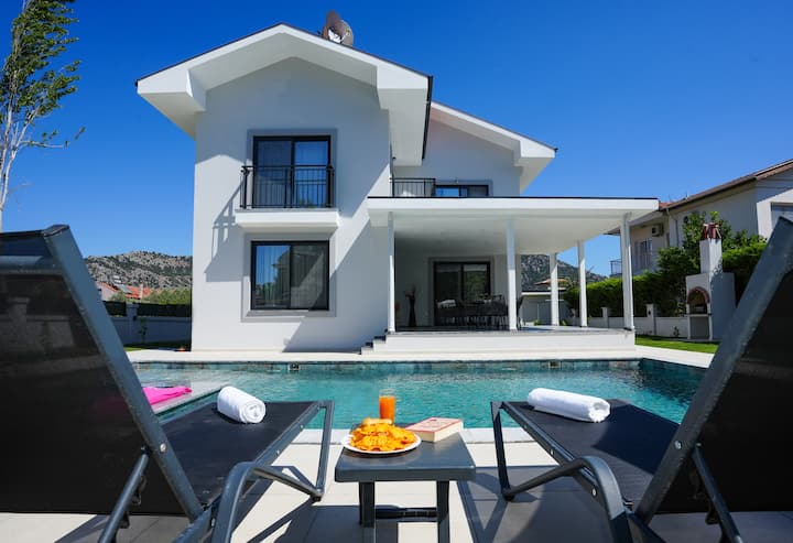Villa Vanilya_sleeps 10_all En-suite_private Pool - Dalyan