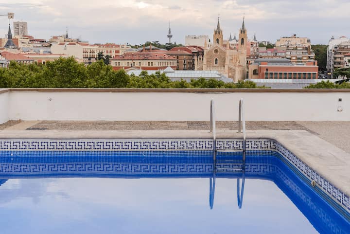 Paseo Del Prado I - Estudio Con Piscina Y Terraza - Madrid