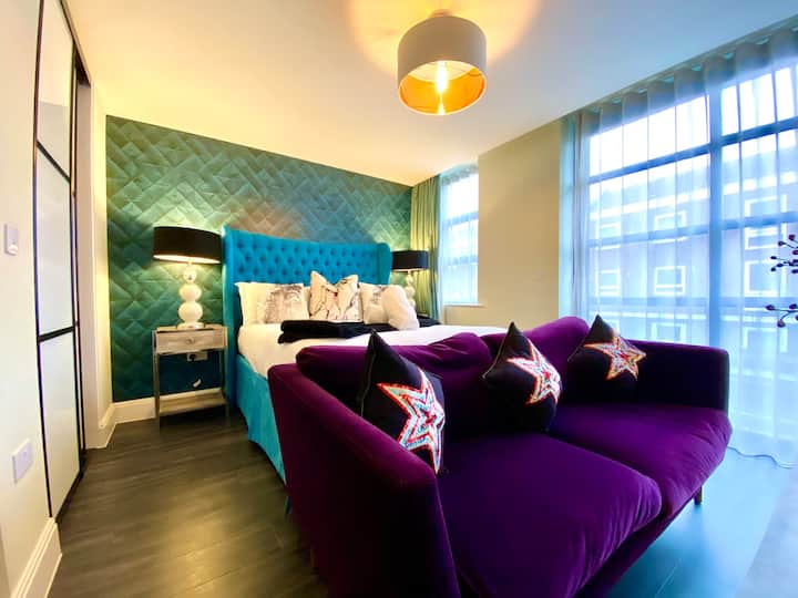 Stunning Apartment Suite - Free Parking & Wifi! - Sandbanks