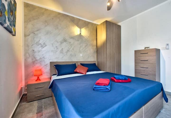 Central Suites Qawra - Economy Apartment - Malte