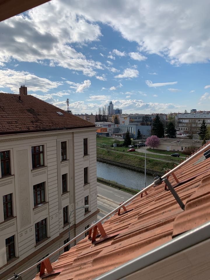 Cozy Flat Close To The City Center - Brno