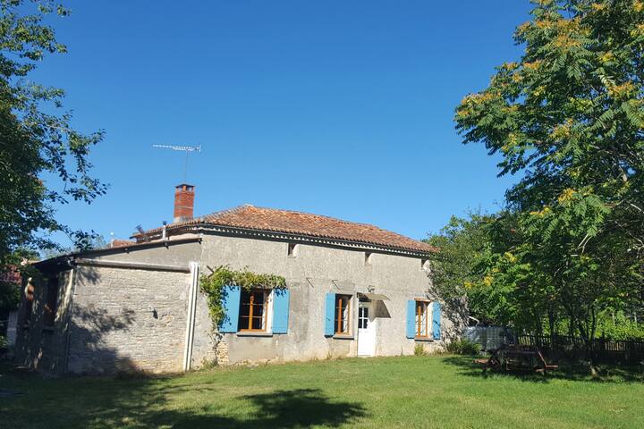 Gîte De Chez Chenon - Charente